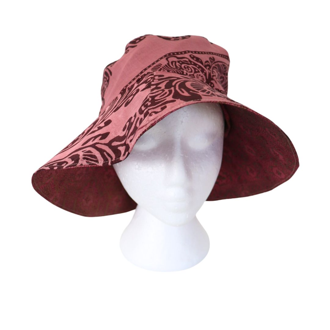 THE JO HAT – Amy & Ella
