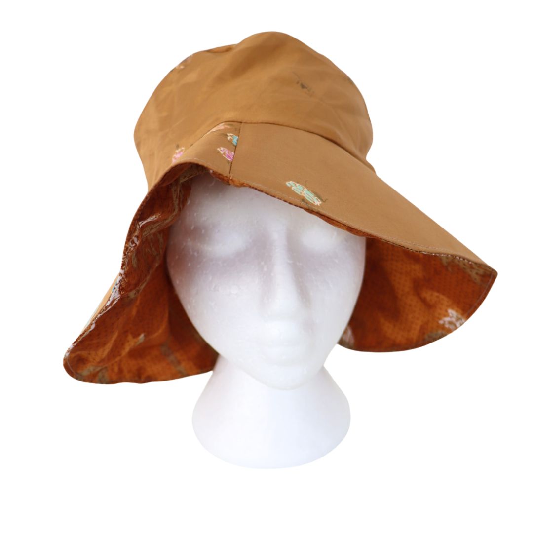 THE JO HAT – Amy & Ella